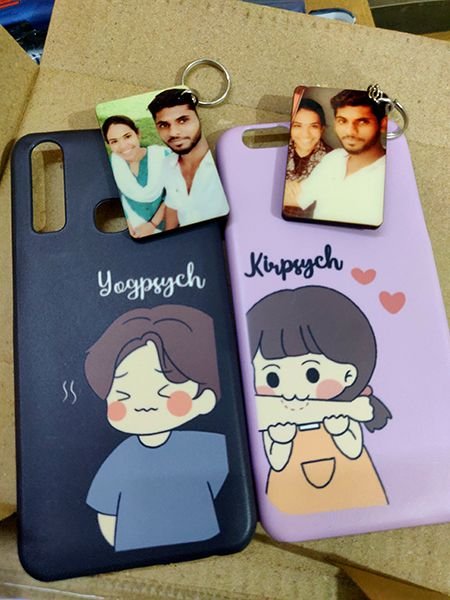 Girl Biting Boy Couple Case Back Covers | ShopperShine