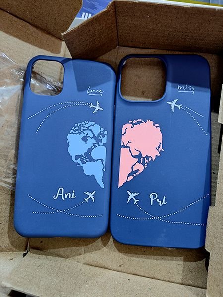 Travel around World Couple Case Back Covers | ShopperShine