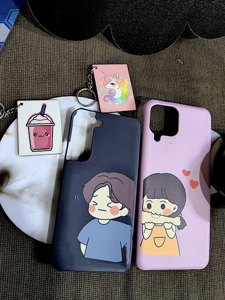 Girl Biting Boy Couple Case Back Covers | ShopperShine