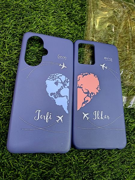 Travel around World Couple Case Back Covers | ShopperShine